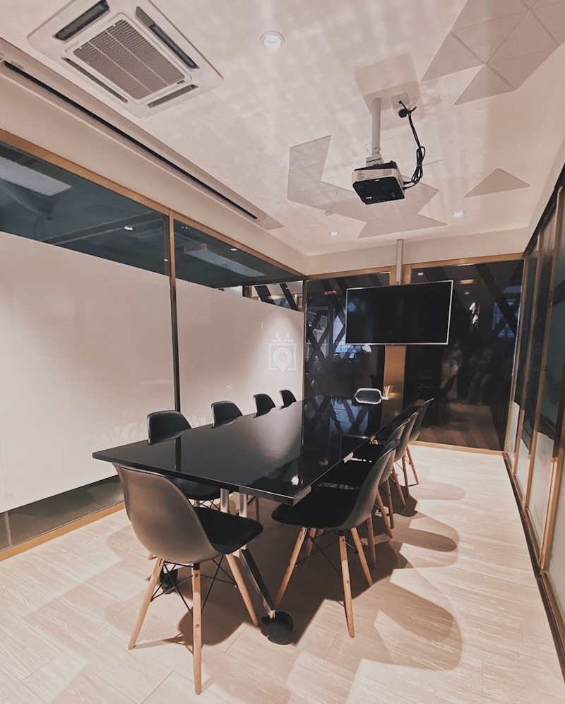 7 Best Meeting Rooms Hong Kong 2026 - Metro Workspace